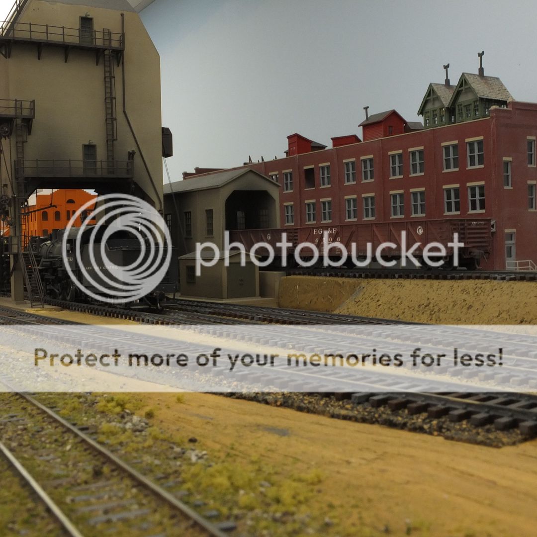 Gluing cork roadbed to foam base - Layouts and layout building - Trains.com Forums